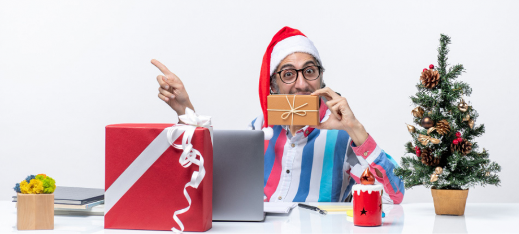 How to Organise a Secret Santa at Office in 2026 : Ideas, Gift & Steps